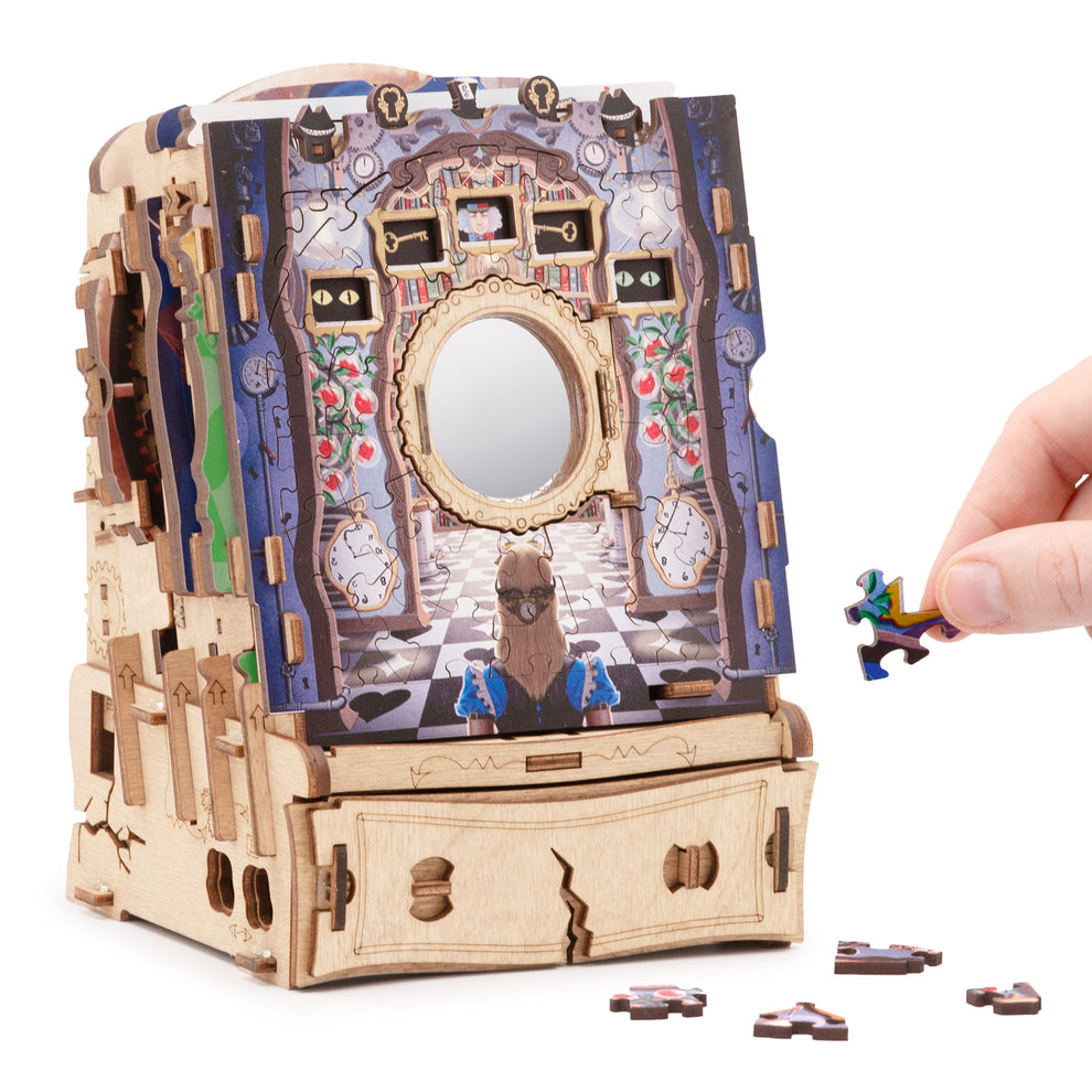Cluepuzzle Wonderbox of Alice - Jigsaw puzzle box – iDventure Puzzles
